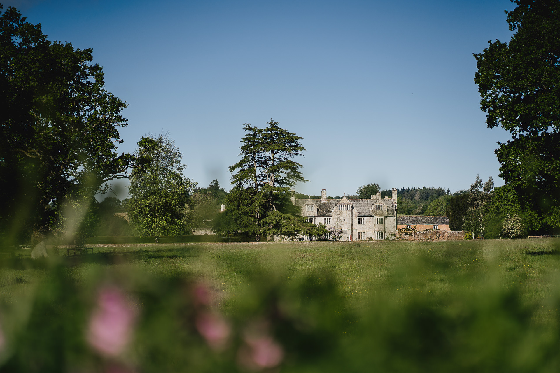 Emma & Charlotte's Cadhay wedding - Helen Lisk Photography